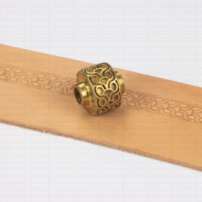 Buy your Craftplus Embossing wheel wide link braid online